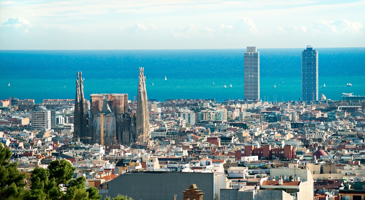 Barcelona | Best Time to Visit | Top Things to Do | Book Your Trip ...